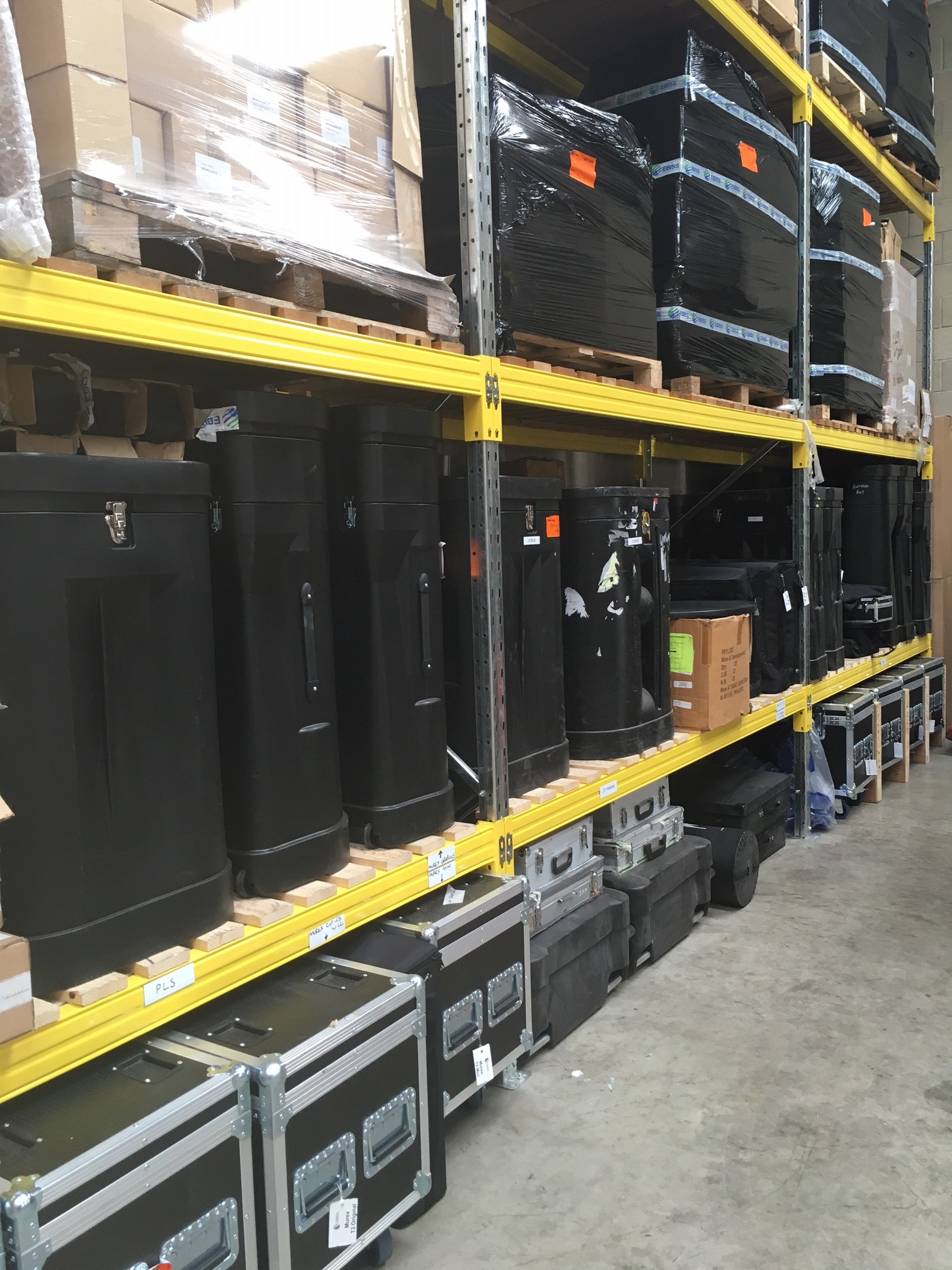 Warehouse & storage for exhibitions and art | EBISS UK